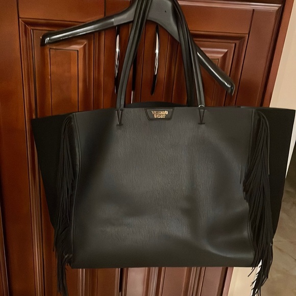 Victoria's Secret | Bags | Used Only Once Victorias Secret Shopping Bag ...